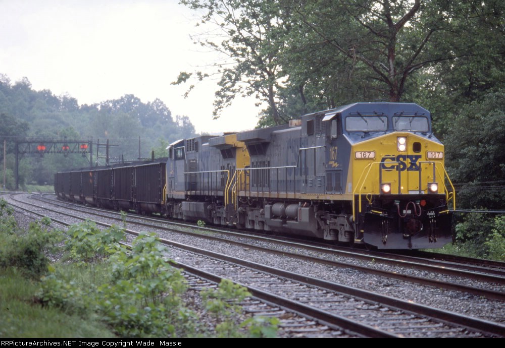 CSX 167 in the rain